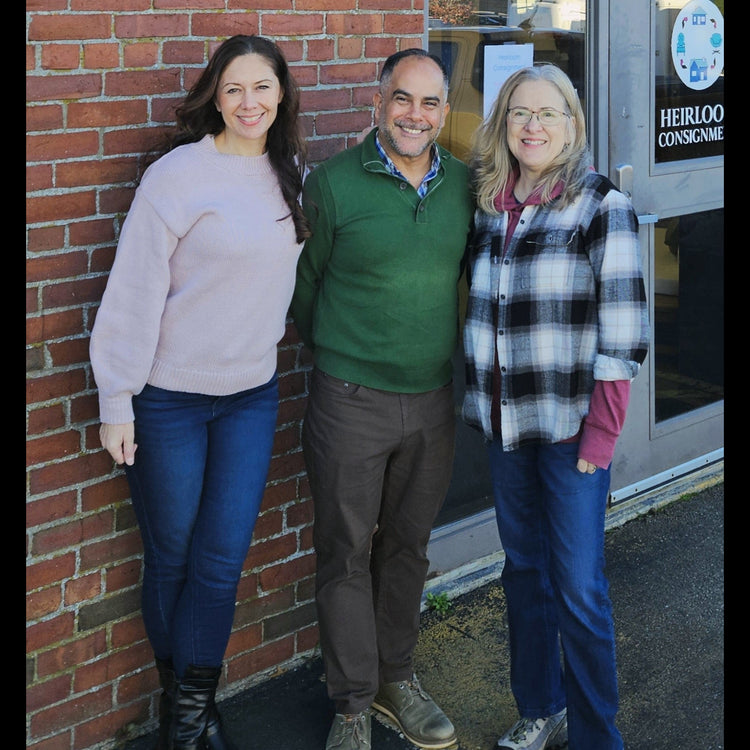 About Us – Heirloom Consignment
